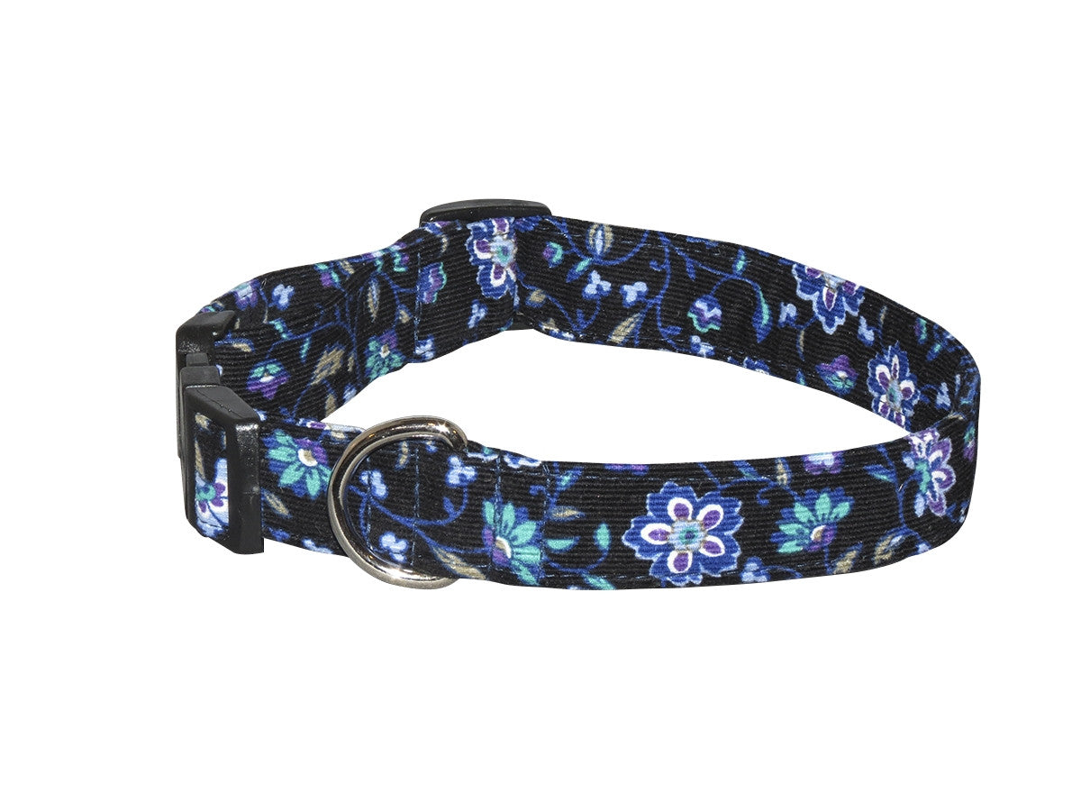 Elmo's Closet Winter Bouquet Dog Collar – PupLife Dog Supplies